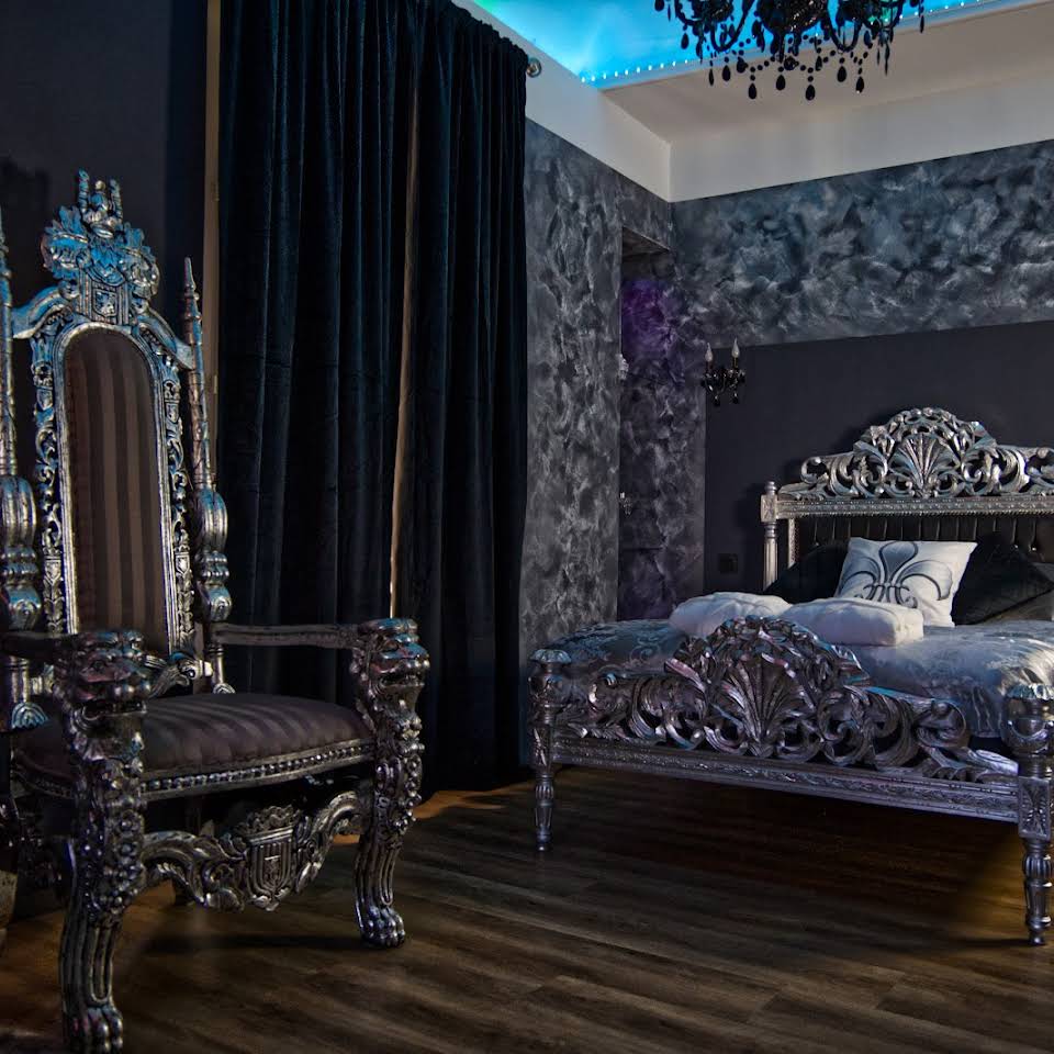 Romantic Stay – Jacuzzi – Spa – LOVEROOM - Oversea Rentals